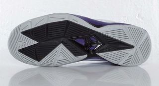 Nike Zoom Kobe Venomenon 3 - Available - SneakerNews.com