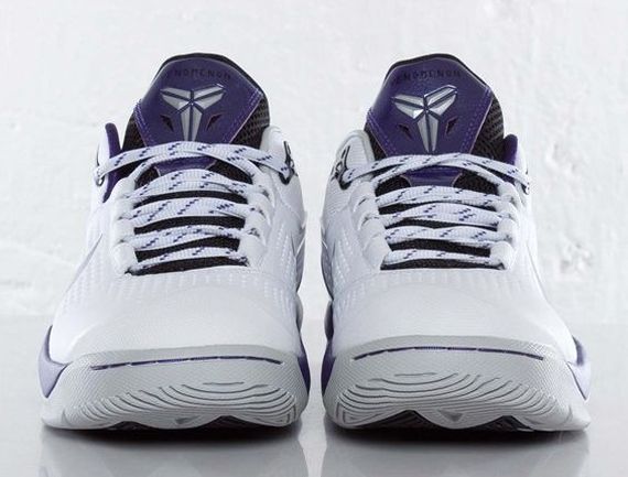 Nike Zoom Kobe Venomenon 3 - Available - SneakerNews.com