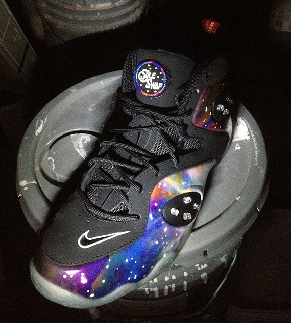 Nike Zoom Rookie "Galaxy" - Light-Up Glow in the Dark Customs by Sole ...
