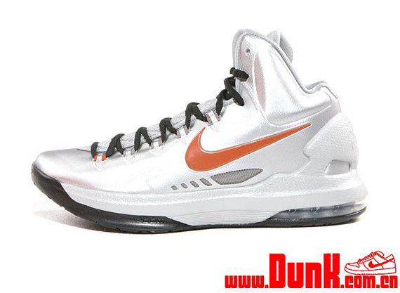 Nike KD V "Texas" - Release Date - SneakerNews.com