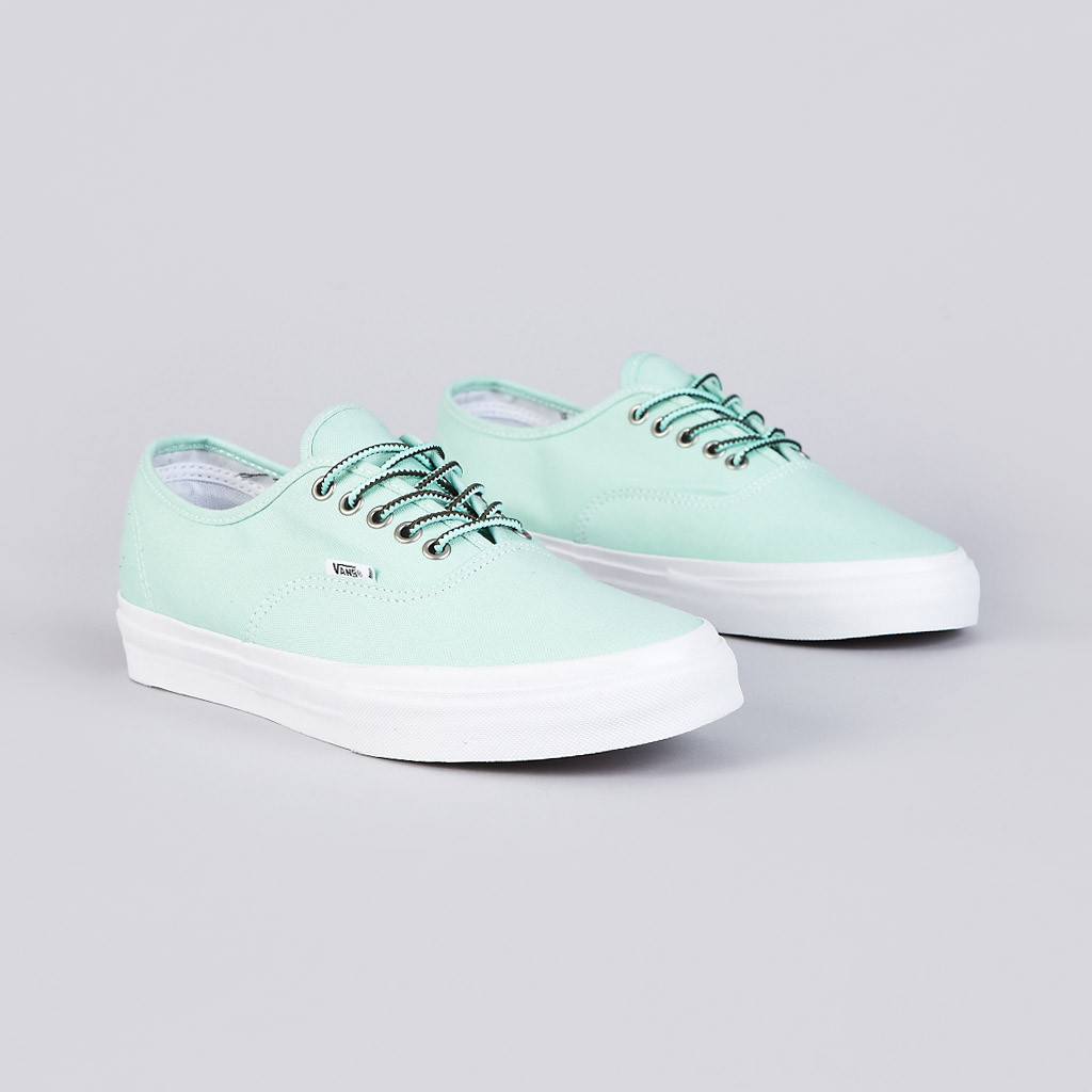 Mike Hill x Vans Syndicate Authentic Pro "S" - SneakerNews.com