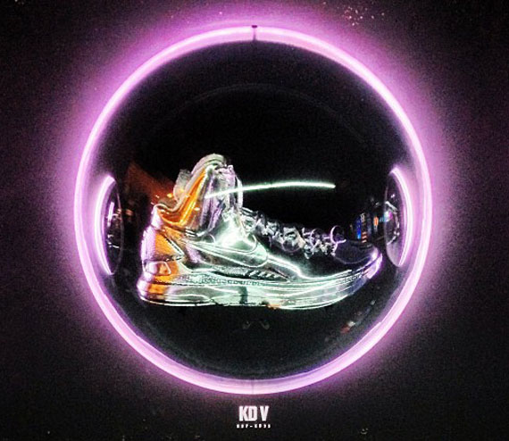 Nike Area 72 "Chrome Collection" - SneakerNews.com