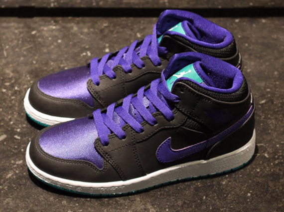 Air Jordan 1 GS "Grape" - SneakerNews.com