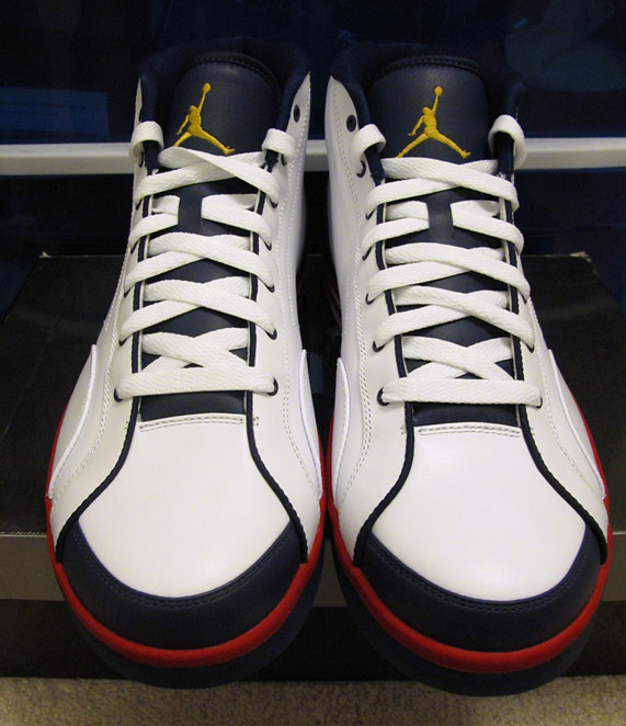 Jordan Phly Legend "Olympic" 2008 Promo Sample - SneakerNews.com