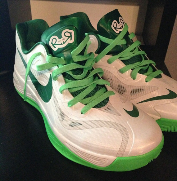 Nike Hyperfuse 2012 Low - Rajon Rondo "Home" PE - SneakerNews.com