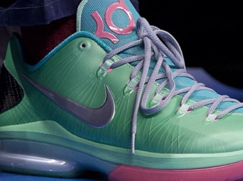 Nike KD V Elite - Mint - Pink - SneakerNews.com
