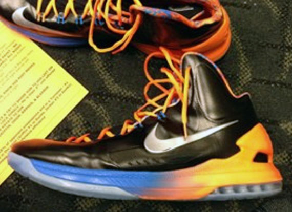Nike KD V "Thunder Gradient" PE - SneakerNews.com