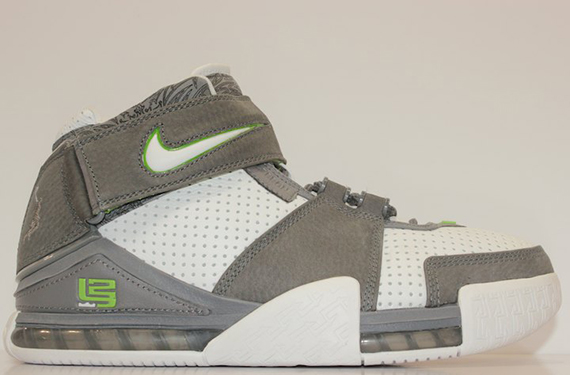 What Do You Think?: Nike LeBron Retro - SneakerNews.com