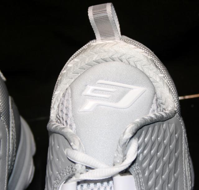 Jordan CP3.VI AE "Metallic Silver" - SneakerNews.com