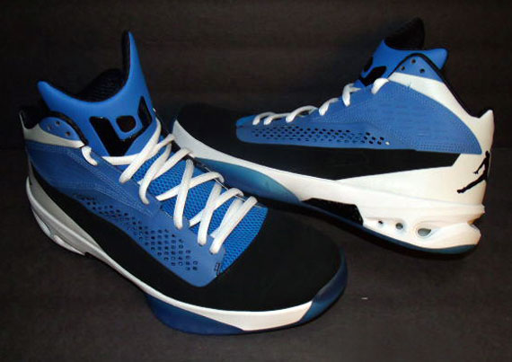 Jordan Fly Wade 3 Sample - SneakerNews.com