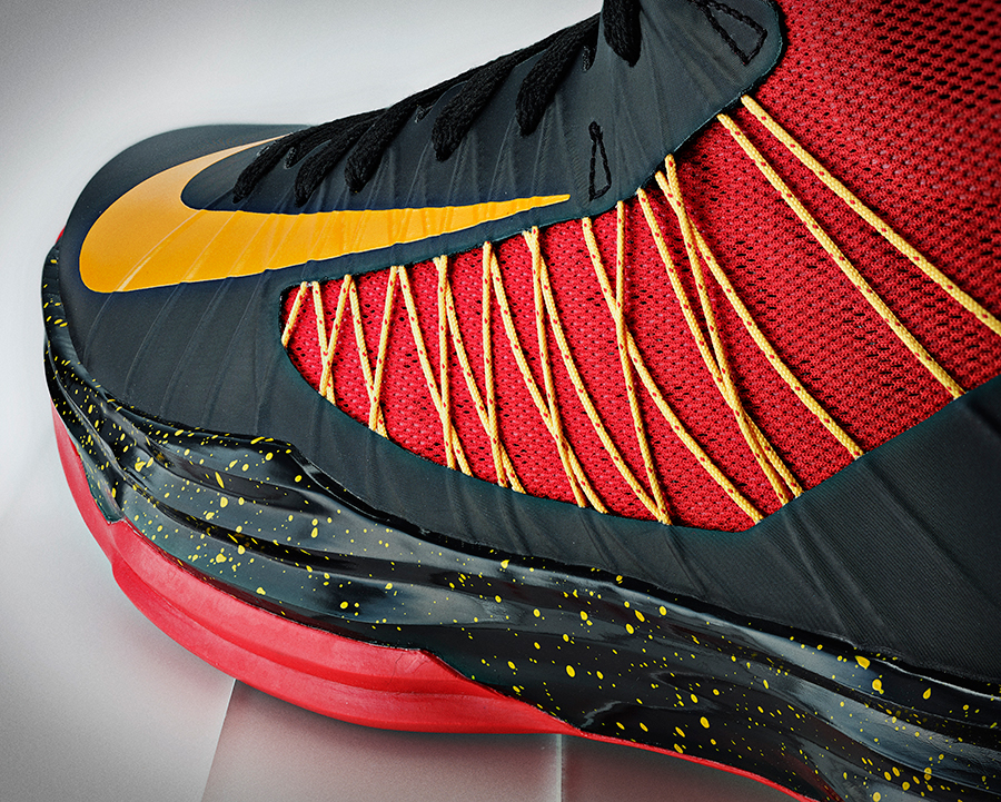 Nike Hyperdunk 2012 - Kyrie Irving PE - SneakerNews.com