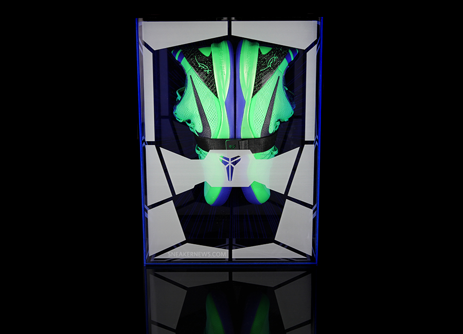 Nike Kobe 8 Elite "Superhero" - Special Edition Packaging - SneakerNews.com