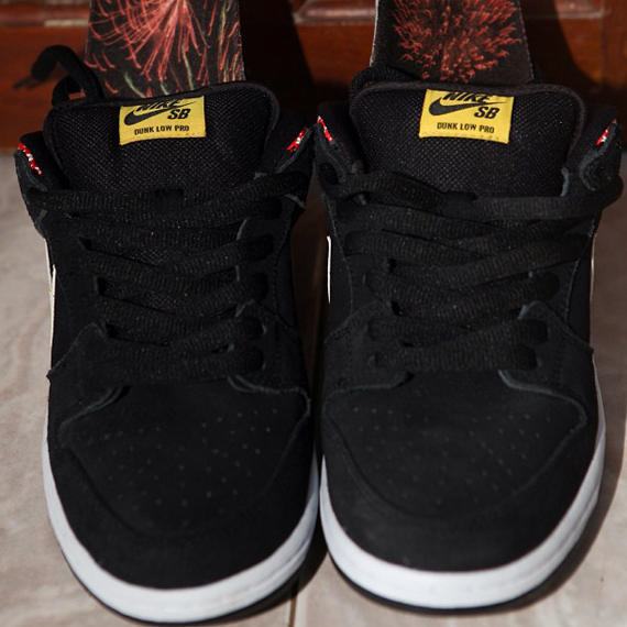 Nike SB Dunk Low "Firecracker" - SneakerNews.com