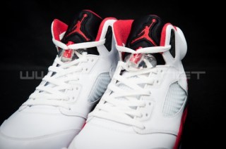 Air Jordan 5 "Fire Red" - SneakerNews.com