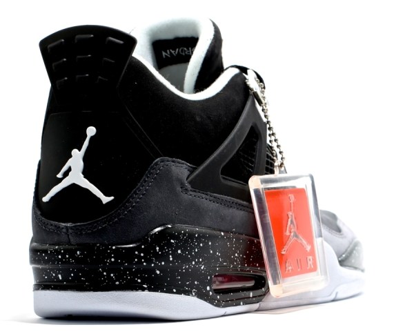 Air Jordan IV "Fear" - SneakerNews.com