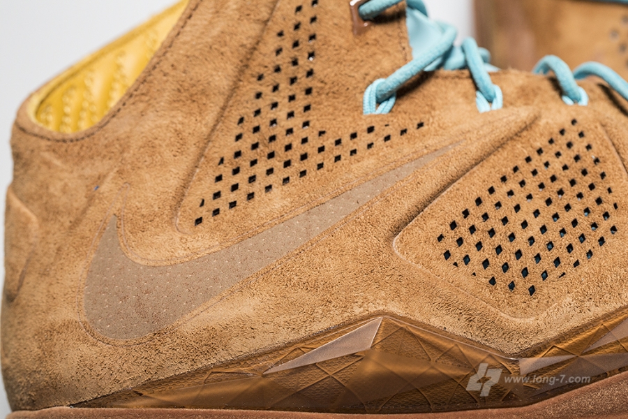 "Brown Suede" Nike LeBron X EXT - SneakerNews.com