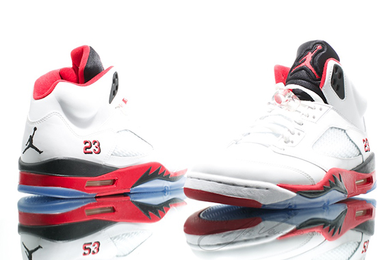 "Fire Red" Air Jordan V - SneakerNews.com
