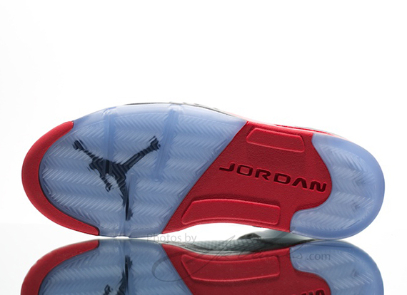"Fire Red" Air Jordan V - SneakerNews.com