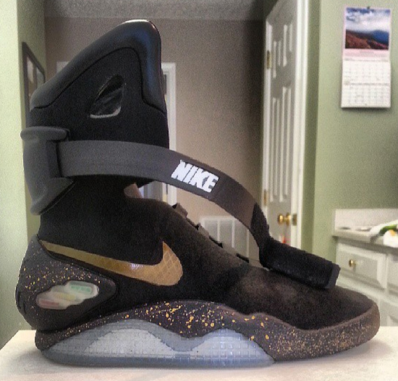 Nike Mag 2011 "Elite" by Kickasso Kustoms - SneakerNews.com