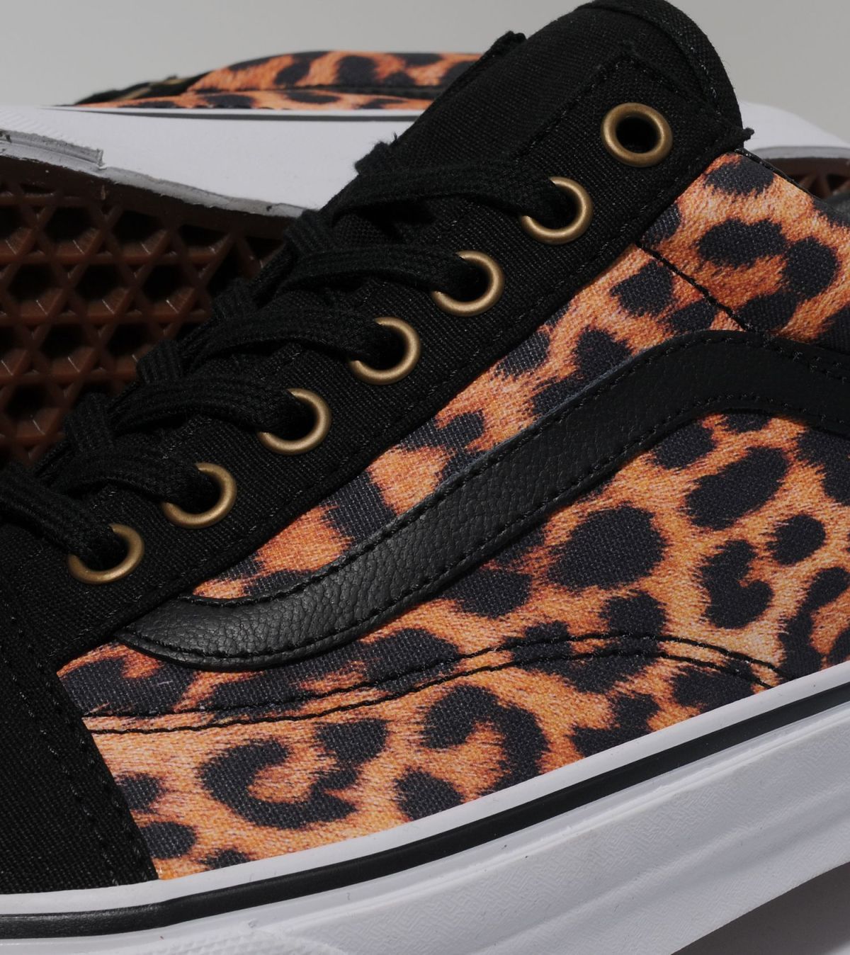 Vans Old Skool "Leopard" - SneakerNews.com