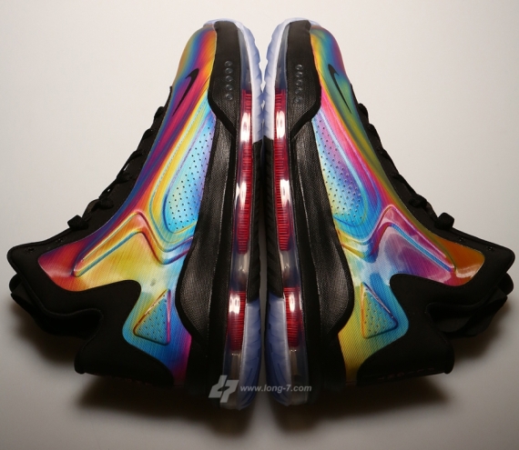 Nike Hyperflight Max "Hologram" - Release Date - SneakerNews.com