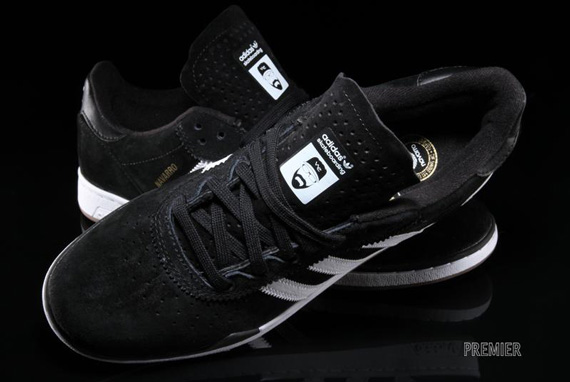 Raul Navarro x adidas Skateboarding Ronan - SneakerNews.com