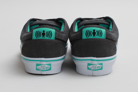 Alien Workshop x Vans Chukka Pro - SneakerNews.com