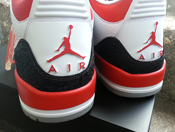 "Fire Red" Air Jordan III - SneakerNews.com