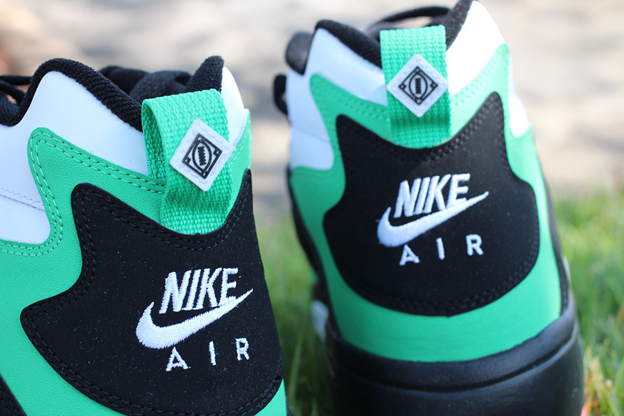 Nike Air Diamond Turf - Gamma Green - Atomic Red - SneakerNews.com