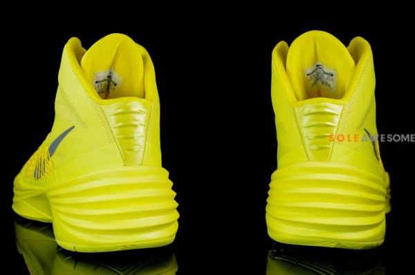 Nike Hyperdunk 2013 "Sonic Yellow" - SneakerNews.com
