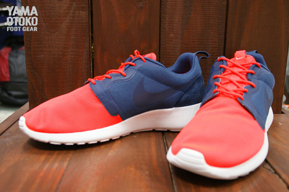Nike Roshe Run HYP - Total Crimson - Squadron Blue - Summit White ...