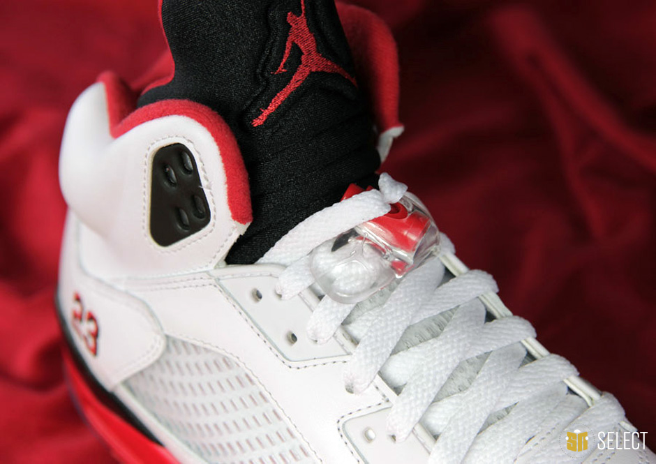 Sneaker News Select: Air Jordan V "Fire Red"