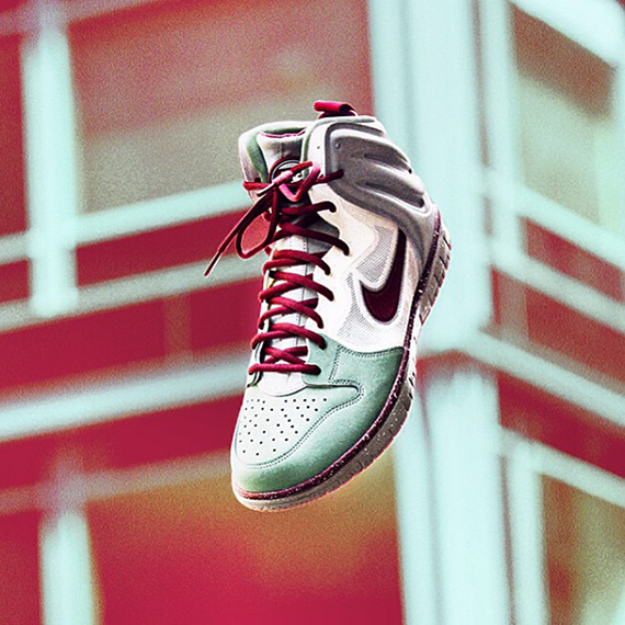 Nike Dunk Free "Greenwich" - SneakerNews.com