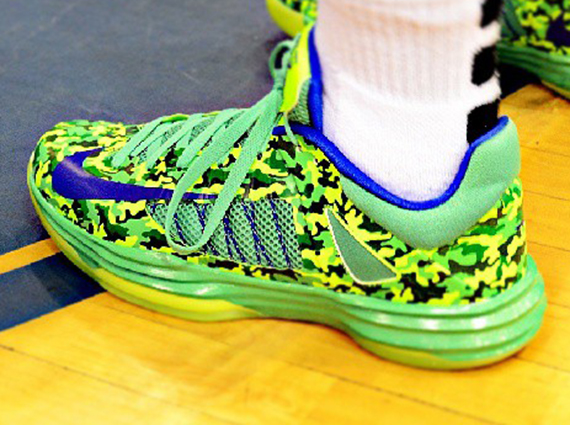 Nike Hyperdunk 2012 Low - Kyrie Irving "Chill Camo" PE - SneakerNews.com