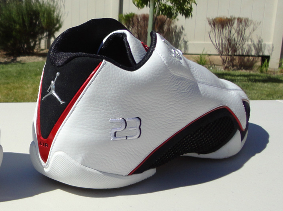 Air Jordan XXI Low - Derek Anderson Houston Rockets PE - SneakerNews.com