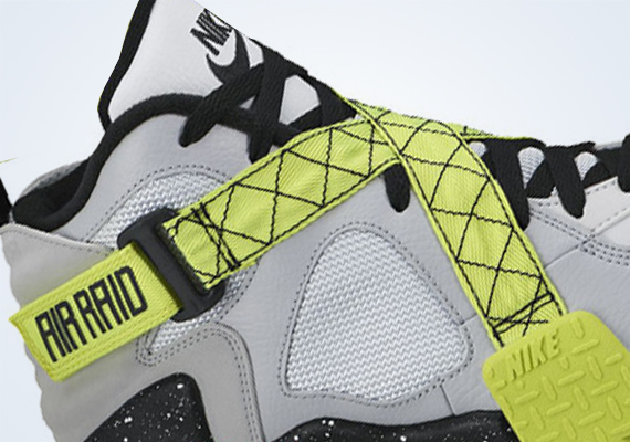 Nike Air Raid 2014 Retro - SneakerNews.com