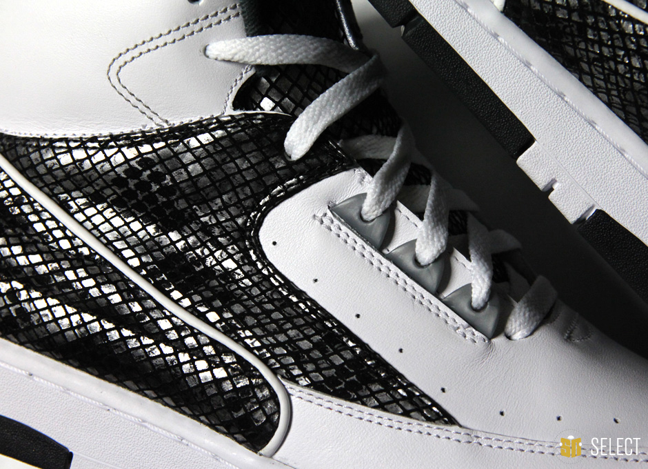 Sneaker News Select: Nike Air Python