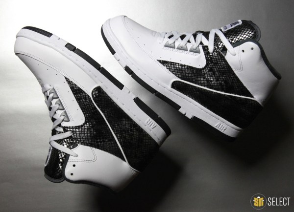 Sneaker News Select: Nike Air Python