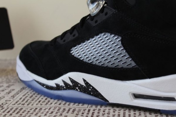 Air Jordan 5 Retro "Oreo" - SneakerNews.com