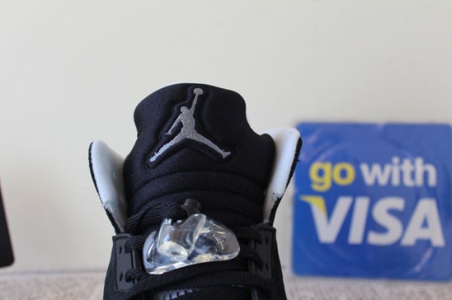 Air Jordan 5 Retro "Oreo" - SneakerNews.com