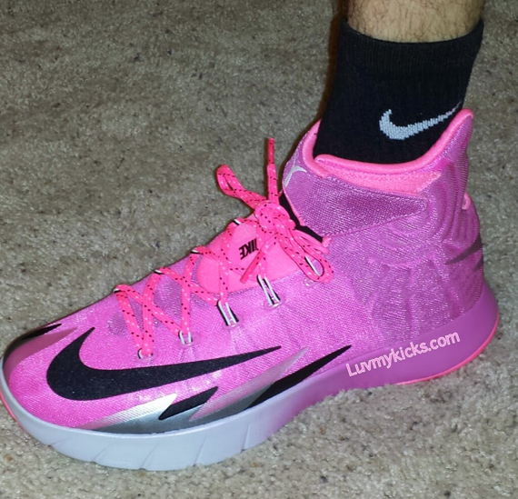 Nike Hyperrev "Think Pink" - SneakerNews.com