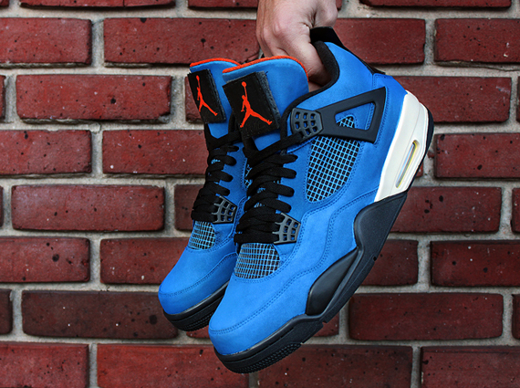 Air Jordan 4 "Blue Undefeated" by Dank Customs - SneakerNews.com