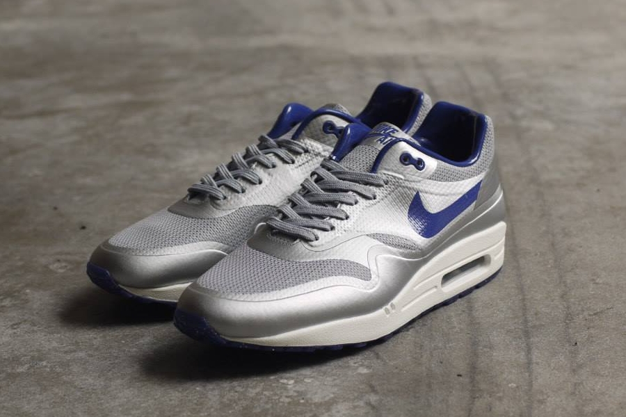 Nike Air Max 1 "Night Track" Pack - SneakerNews.com