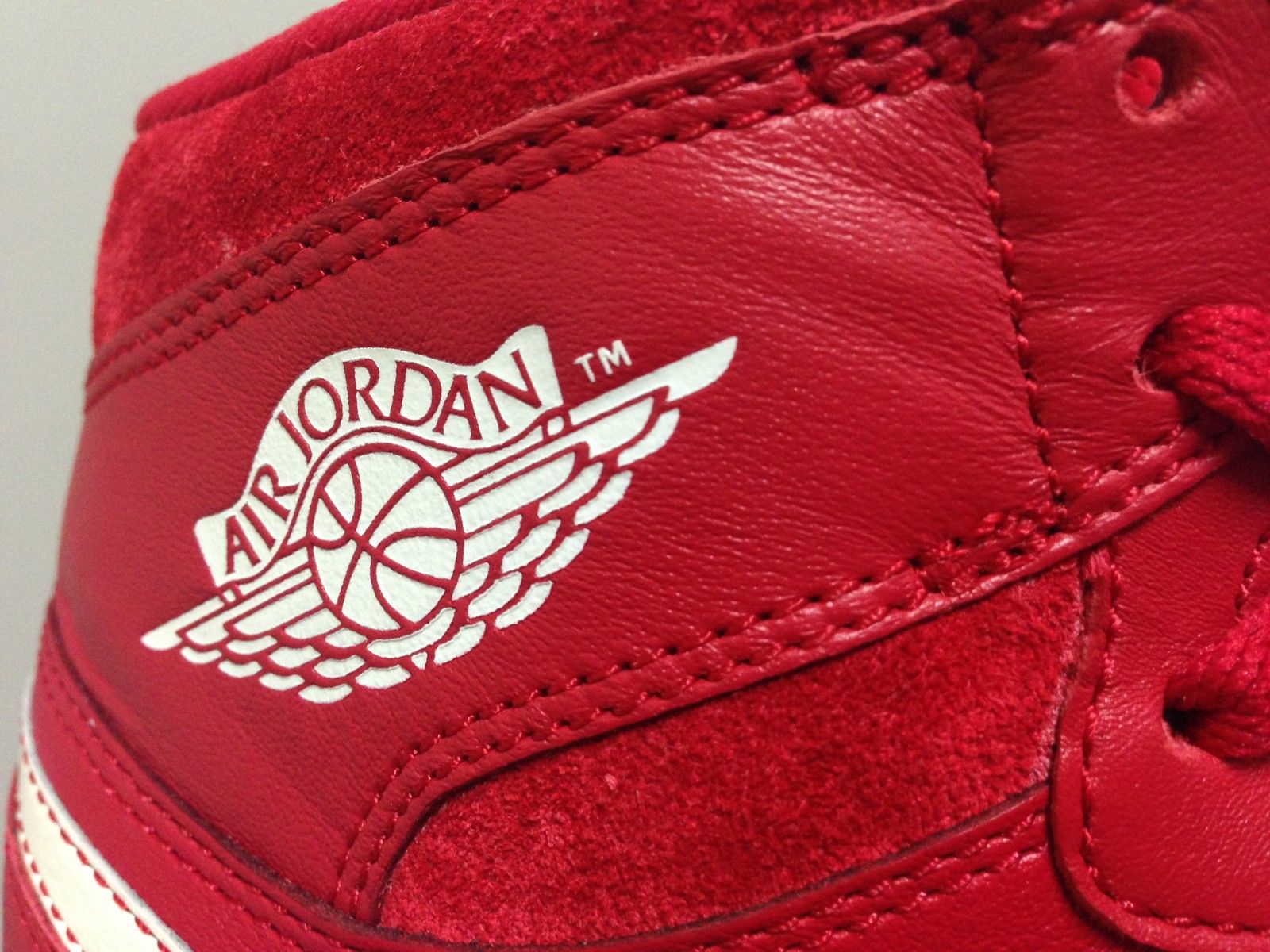 Air Jordan 1 Retro High OG "Gym Red" - Sample on eBay - SneakerNews.com