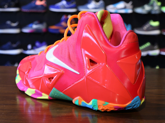 Nike LeBron 11 GS - Laser Crimson - White - Pink Foil - Total Orange ...