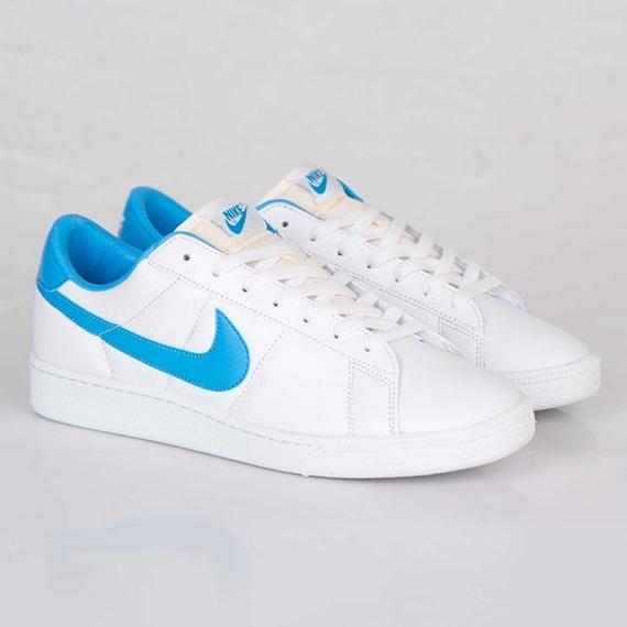 Nike Tennis Classic Returns in an OG Colorway - SneakerNews.com