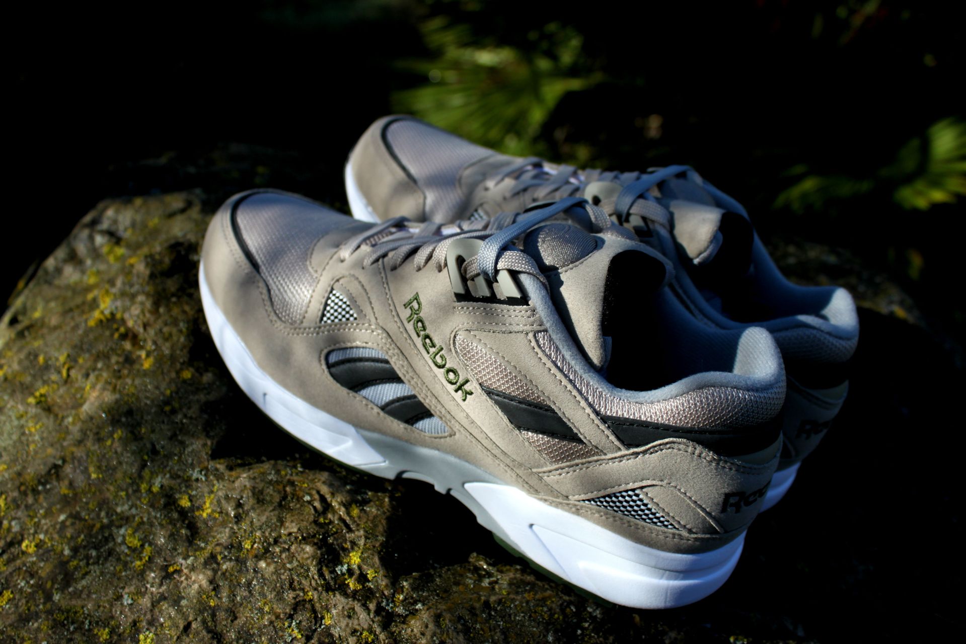 Reebok Pump Graphlite "Tin Grey" - SneakerNews.com