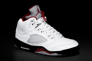 A Look Back at Significant Materials on Air Jordans - SneakerNews.com