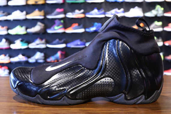 Nike Air Flightposite One "Carbon Fiber" - Arriving at Retailers ...