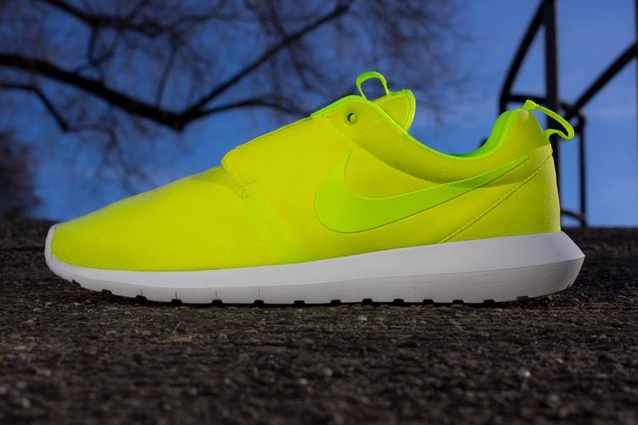 Nike Roshe Run Natural Motion - SneakerNews.com